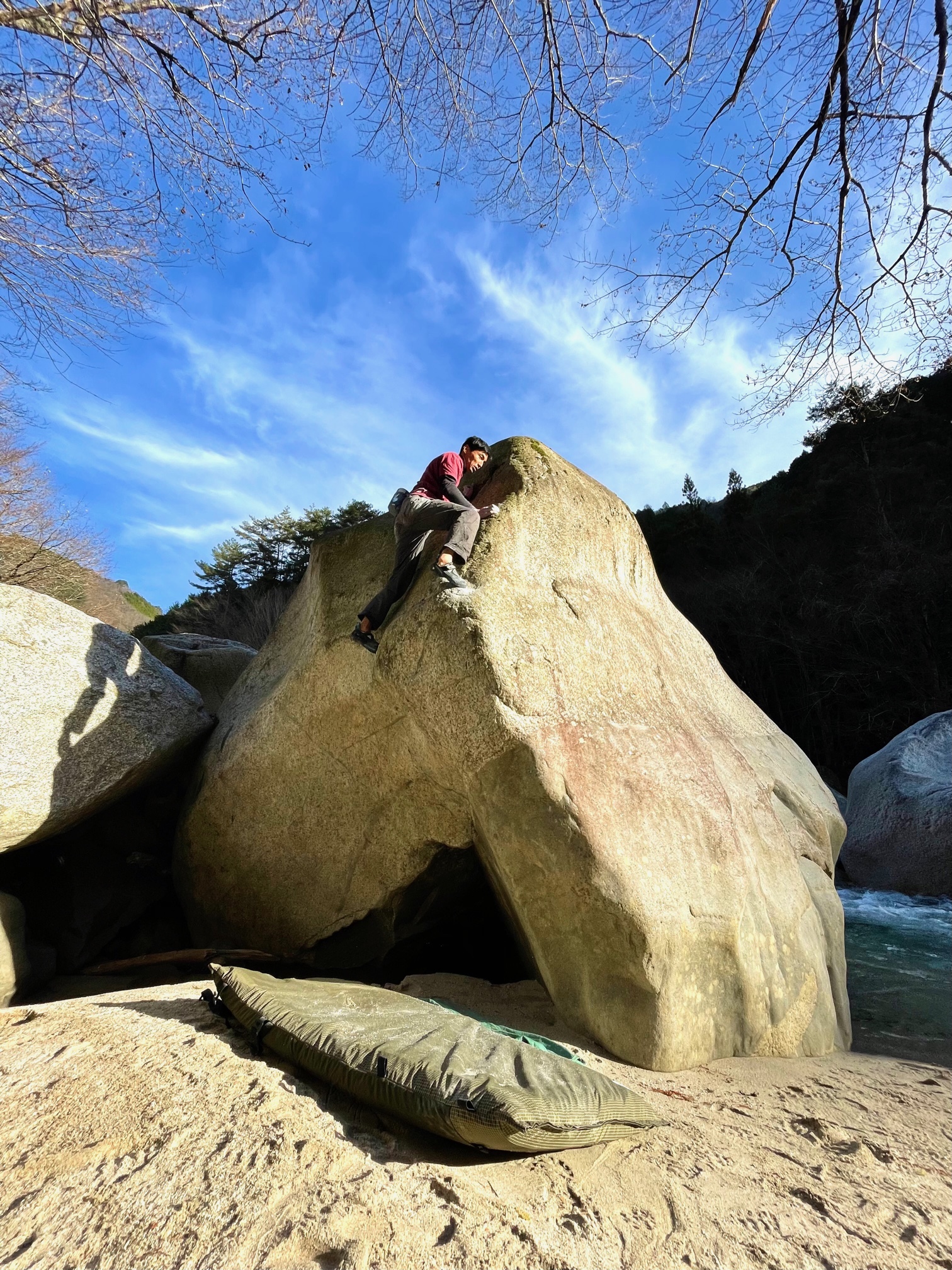 climbing_4 LG | 青楓社